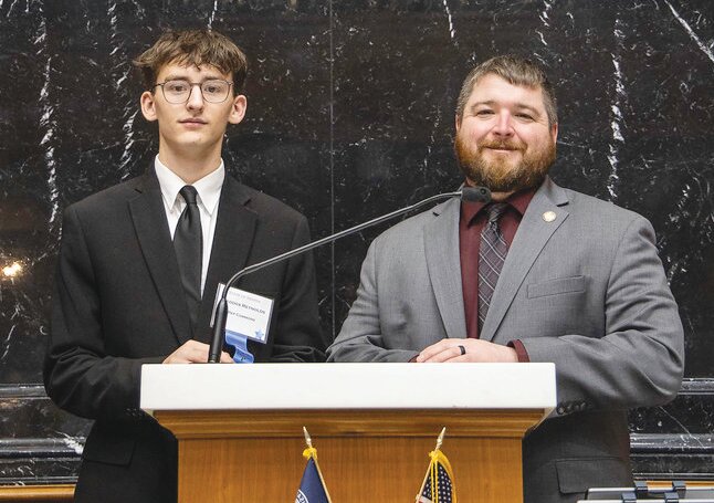 Rep. Commons welcomes local students to the Statehouse | Journal Review