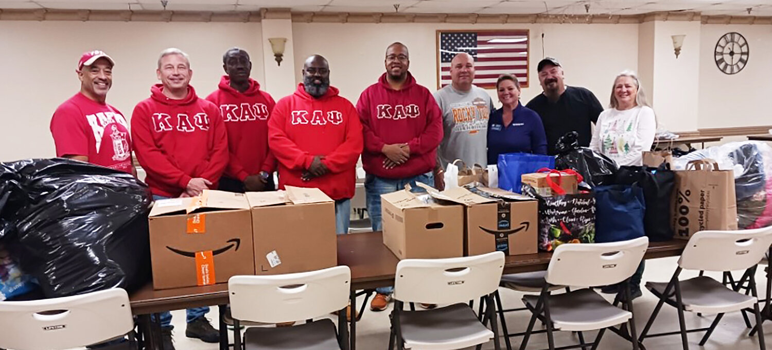 With multiple helpers, Delaware kids comforted with donations | Bay to ...