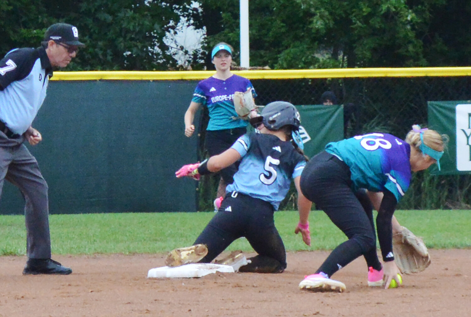 Unbeaten District 3 breezes into Senior Softball World Series ...