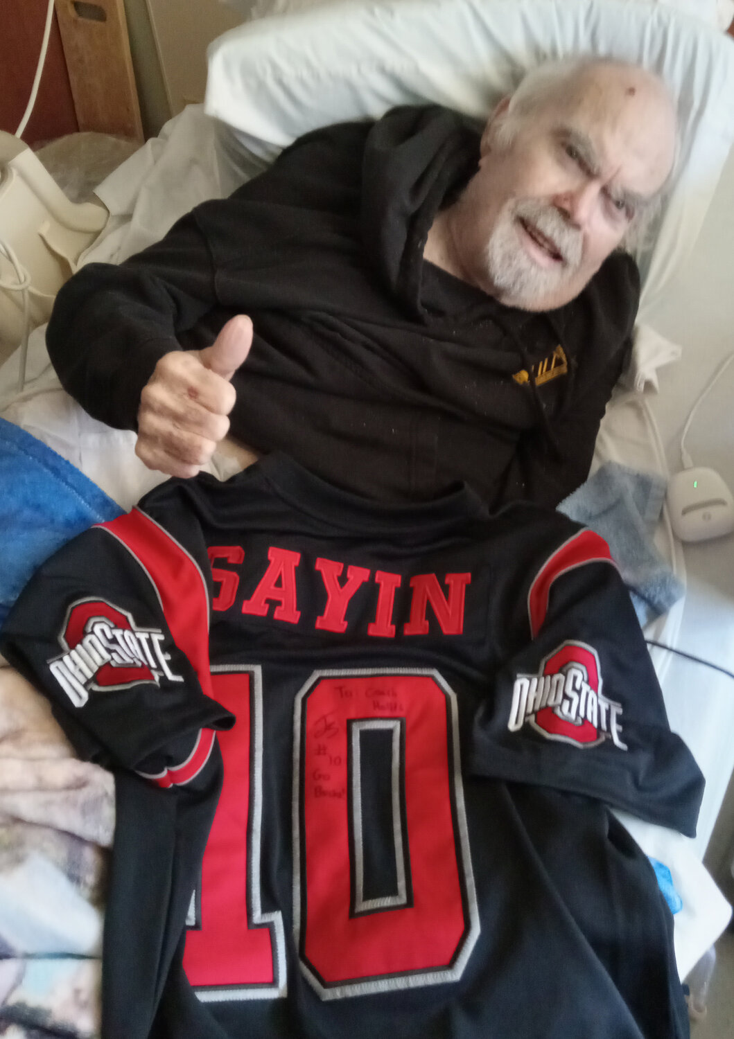 Star college QB surprises local coach with jersey | Bay to Bay News