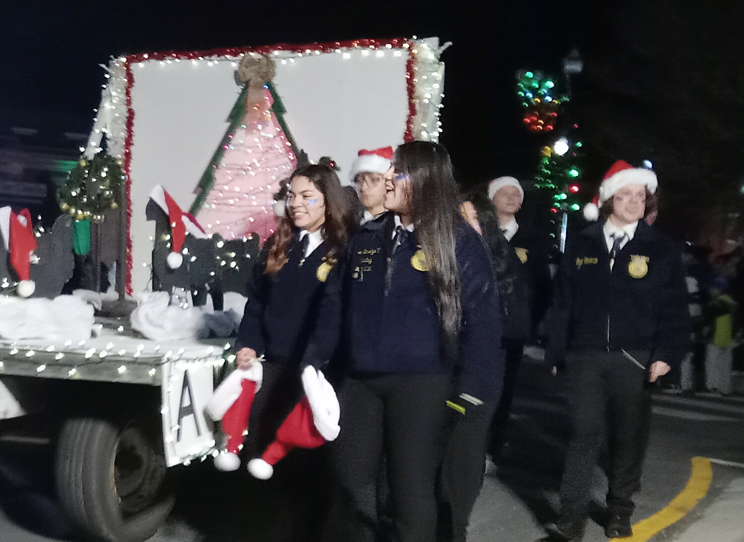 Ho-ho-holiday on parade in Georgetown | Bay to Bay News