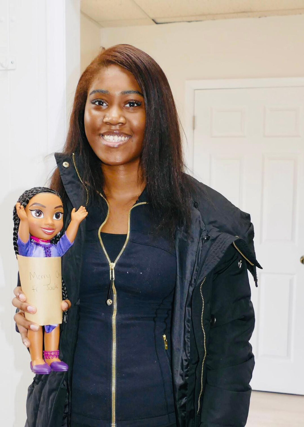 Christmas means giving for Dover's Mack sisters | Bay to Bay News