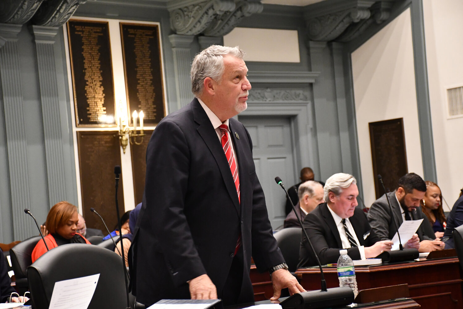 Delaware House unanimously passes school cellphone bill | Bay to Bay News