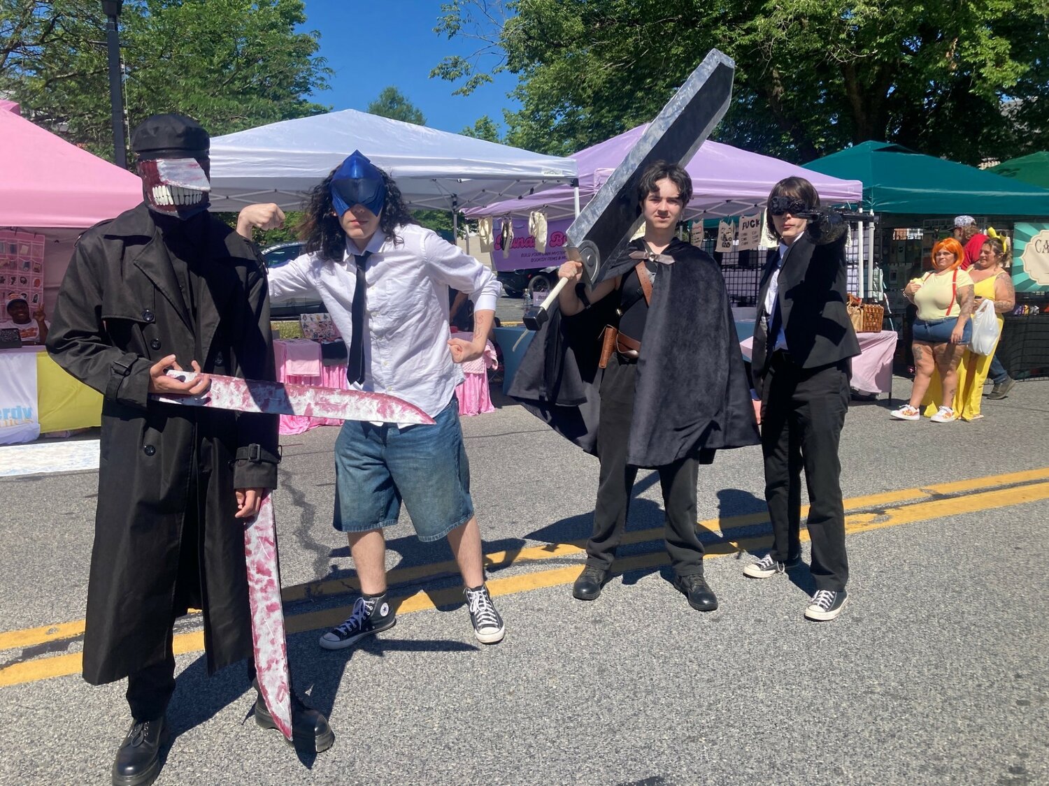 Dover Con attracts some real characters, curiosity seekers | Bay to Bay ...