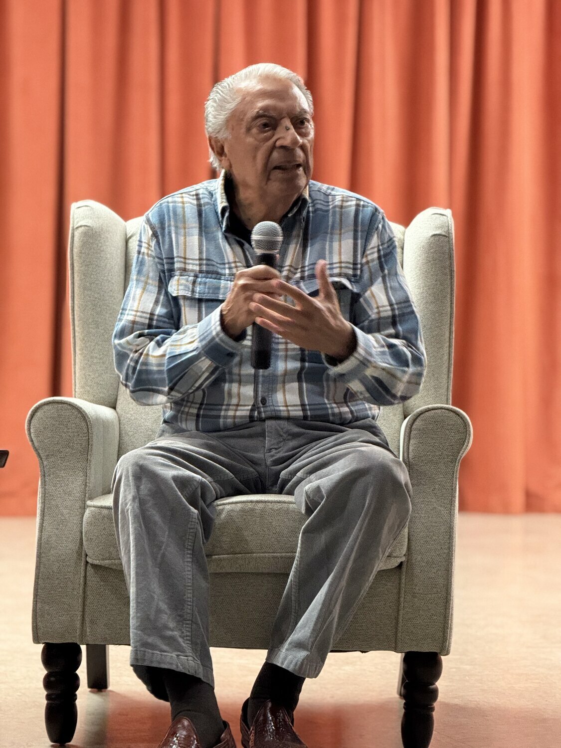 Two Miami luminaries recall segregation, war years, and a booming ...