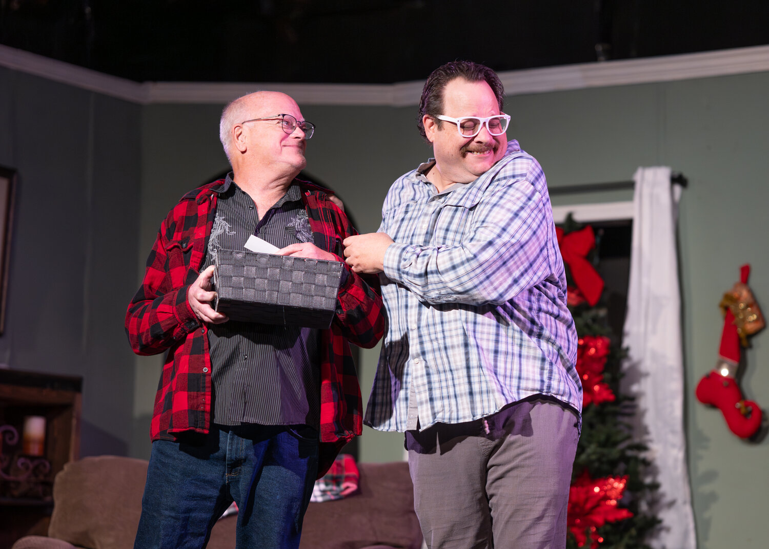 On stage. No script. Be funny. - Globe-Miami Times