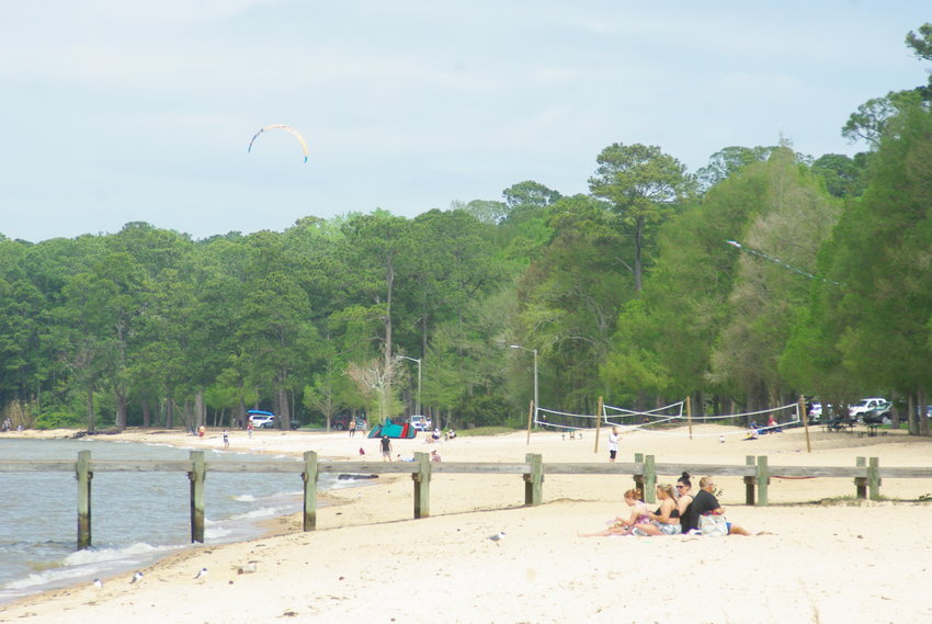 Fairhope closes pier, beaches, City Hall - Gulf Coast Media