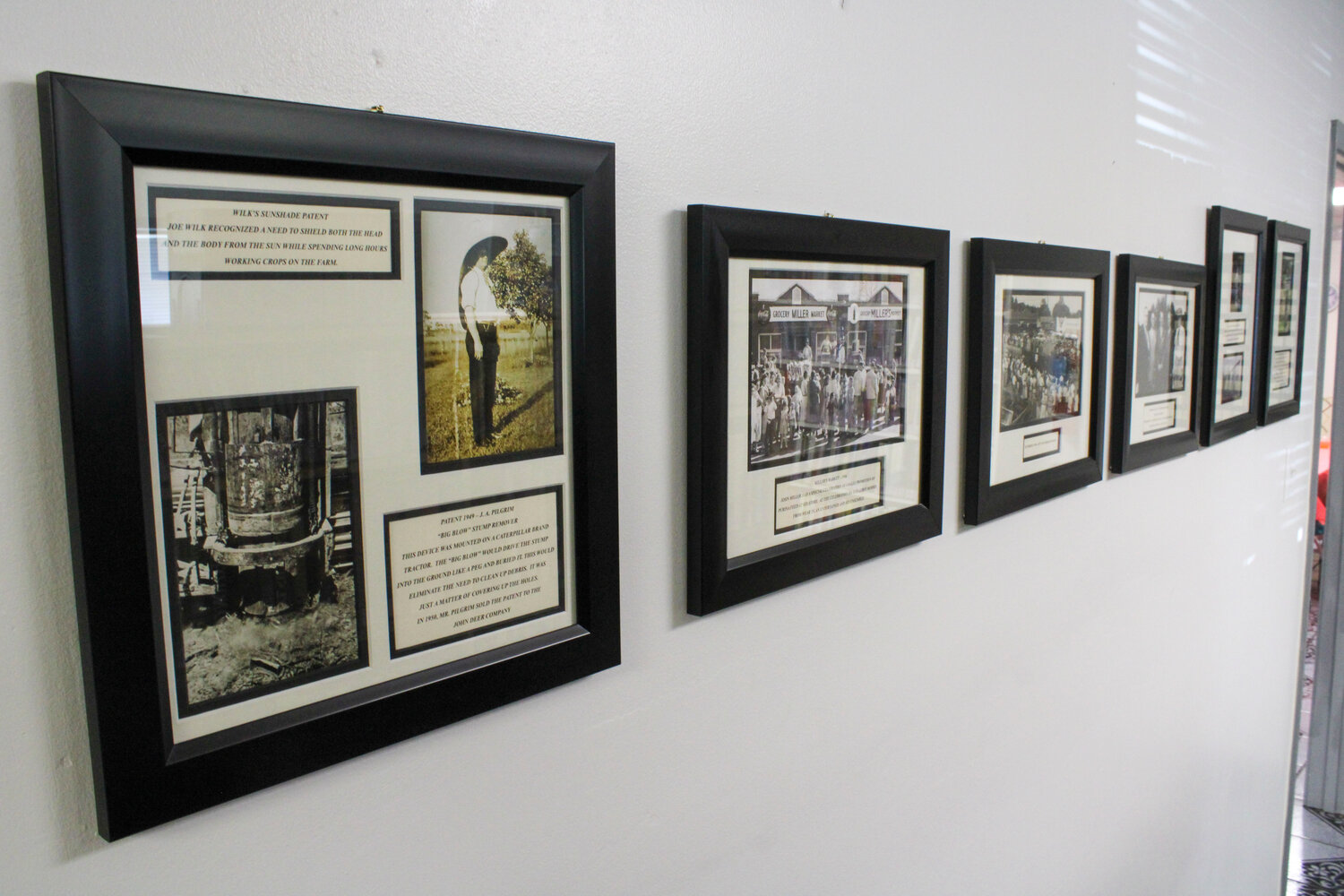 Elberta Public Library fully unveils historical display detailing town ...