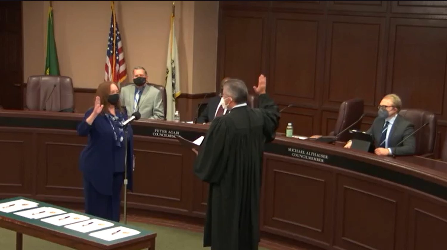 Tumwater welcomes Debbie Sullivan as its first female mayor | The JOLT ...