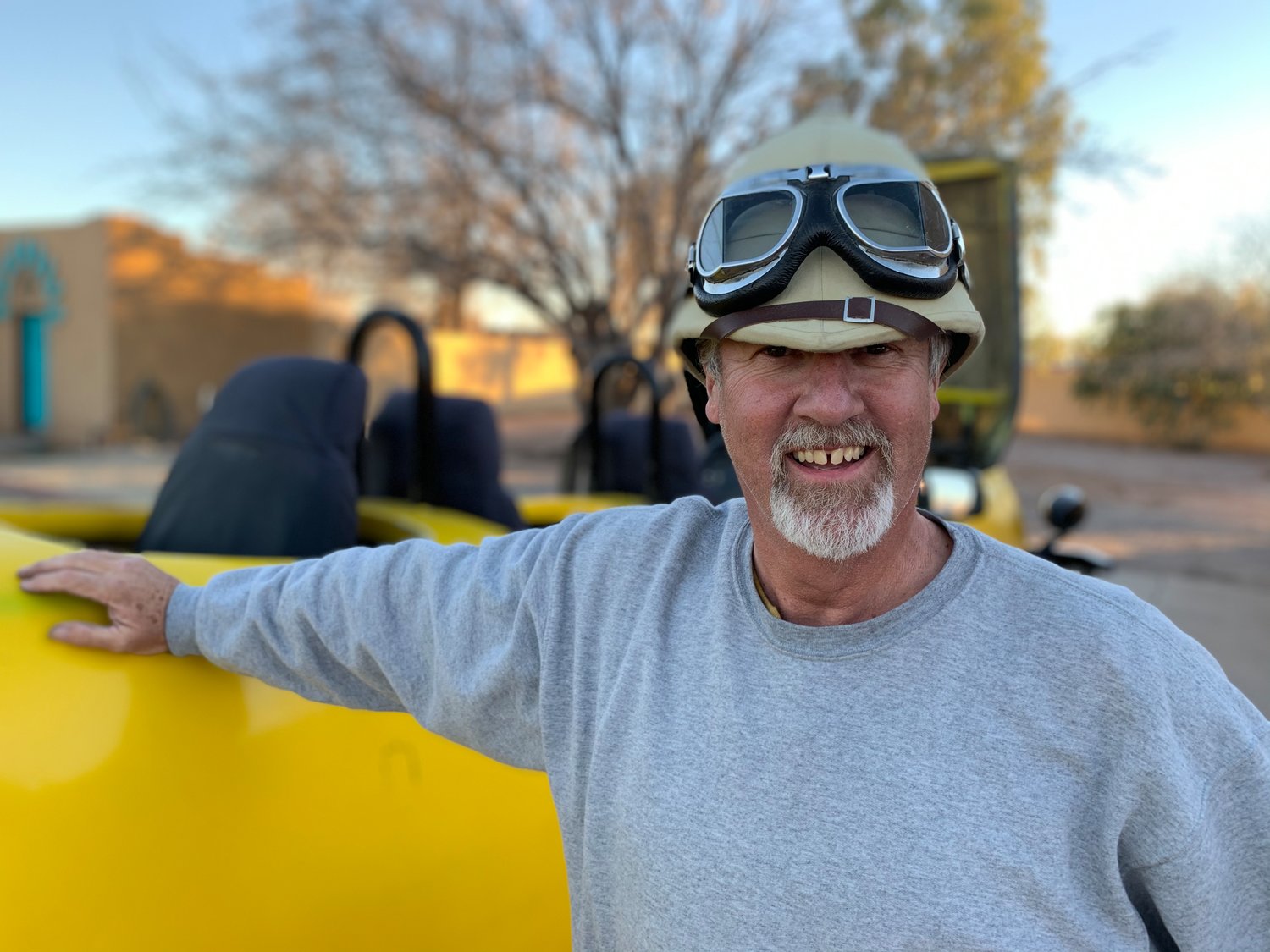 Owner hopes Big Banana Car’s appeal can help kids | Las Cruces Bulletin