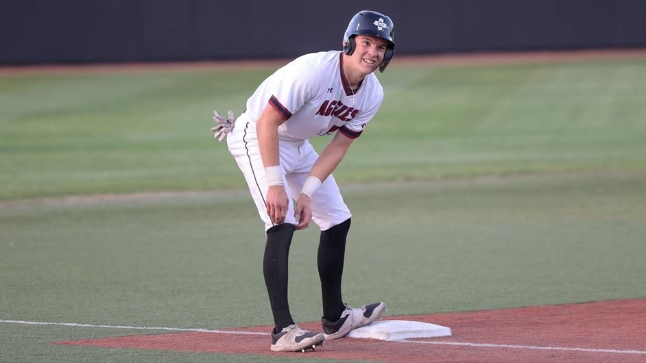 Aggie baseball wins second straight series | Desert Exposure