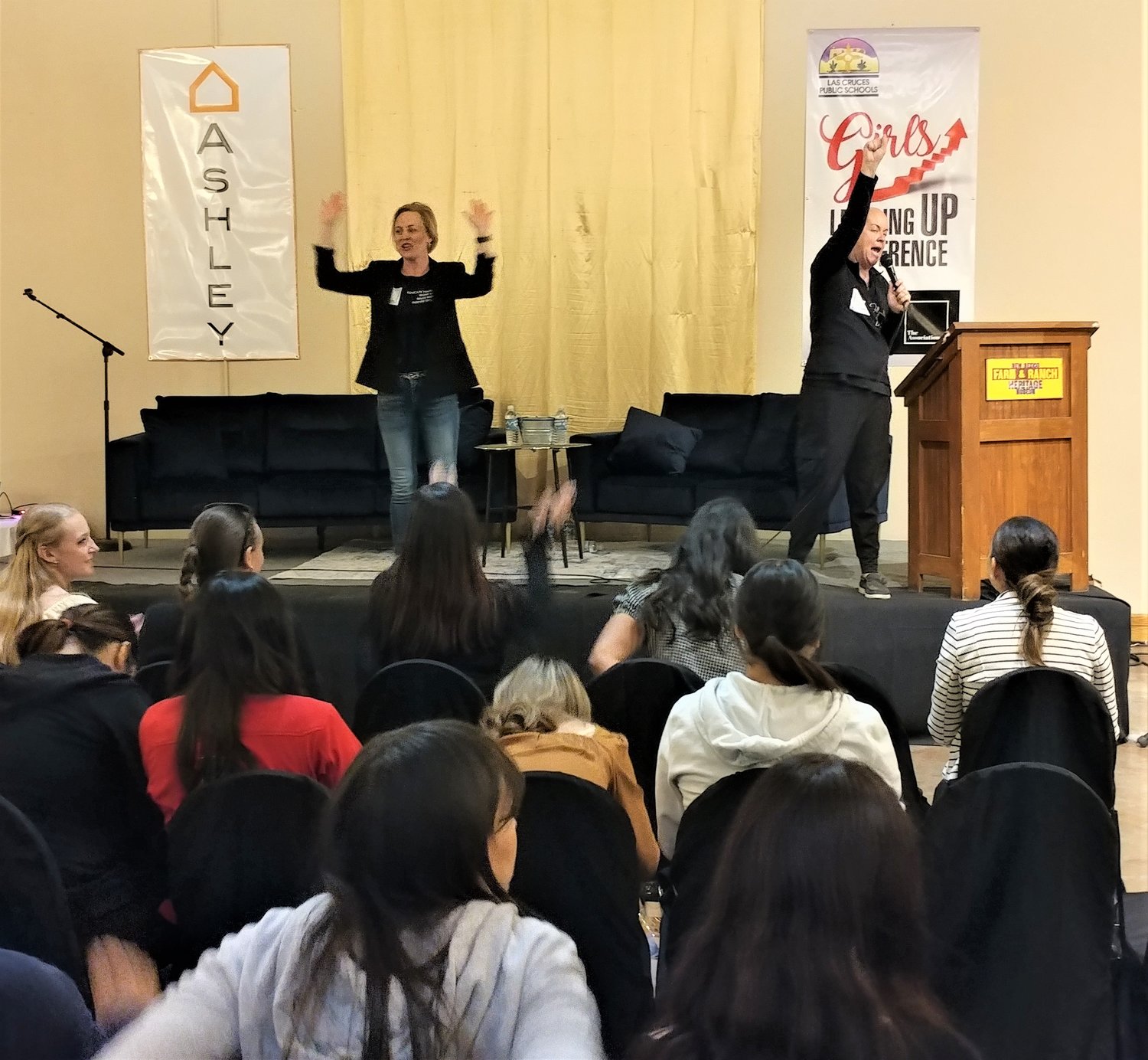 Girls Leveling Up conference draws 400-plus middle- and high schoolers ...