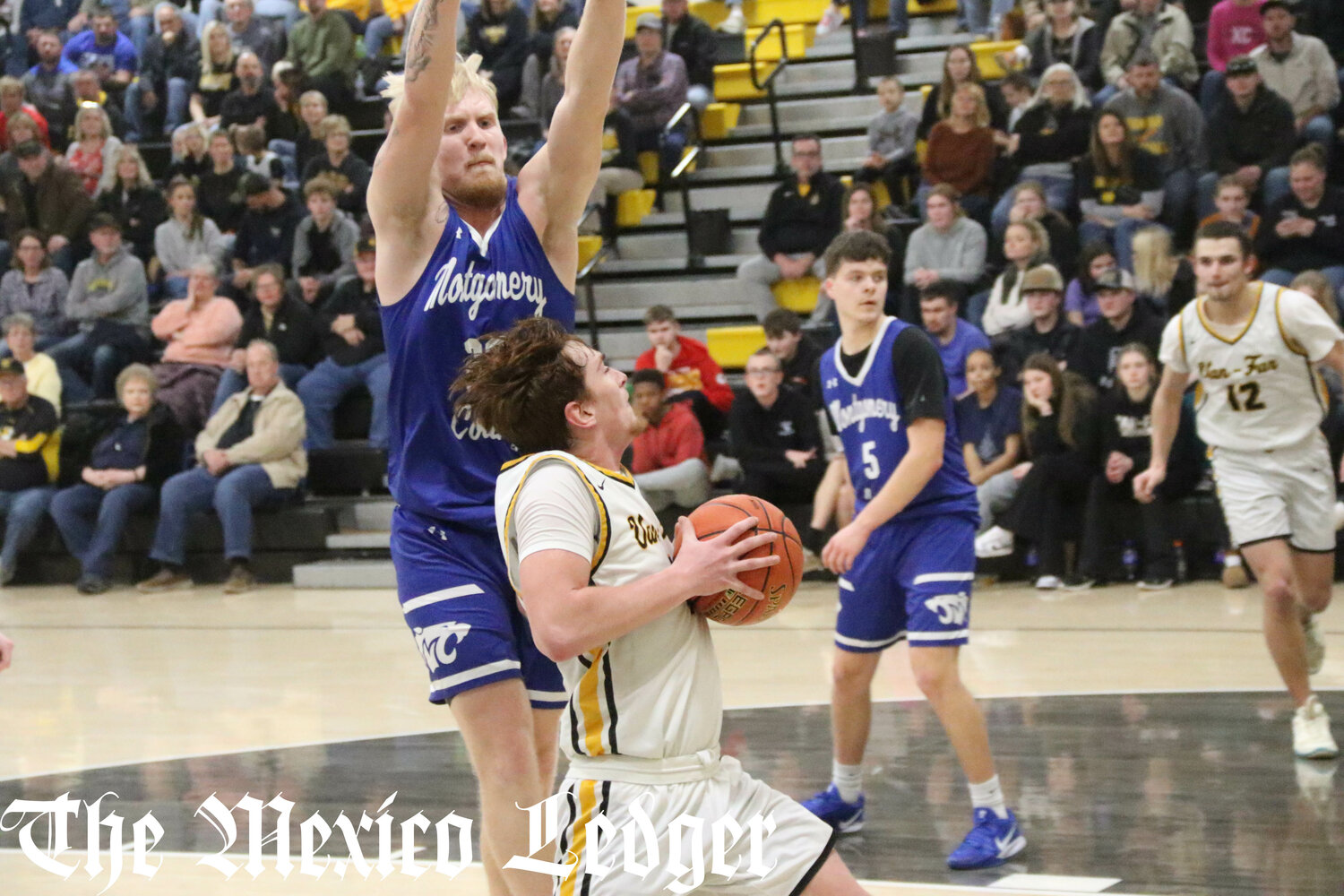 Van-Far loses 70-44 after state-ranked Montgomery County pulls away ...