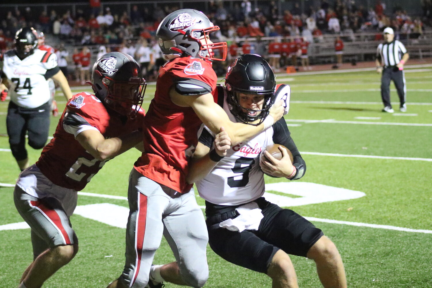 LEDGER FOOTBALL ROUNDUP 09/05/2025: Mexico secures first win; Centralia ...