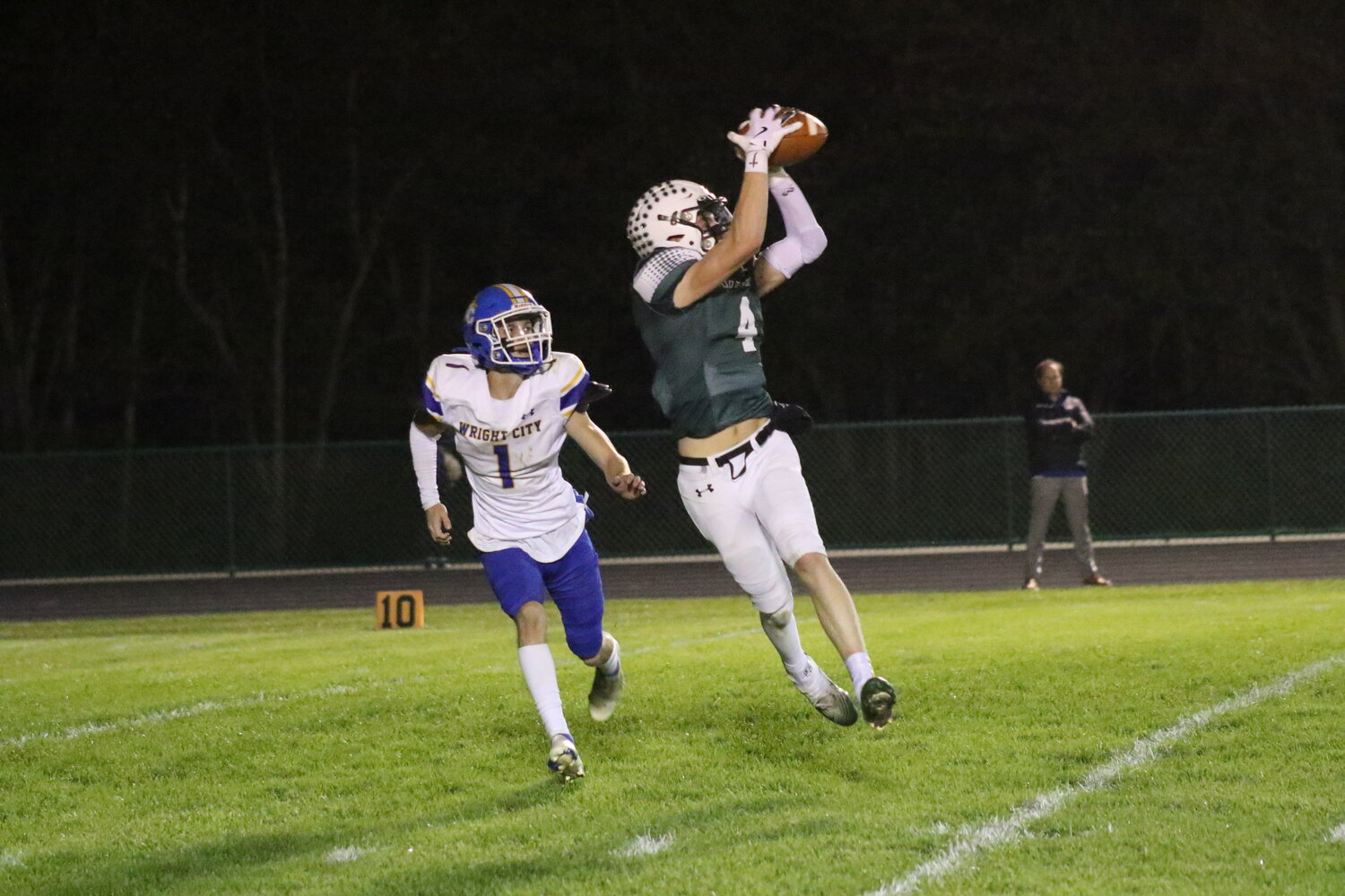 LEDGER FOOTBALL ROUNDUP 10/24/2025: North Callaway wins EMO first time ...