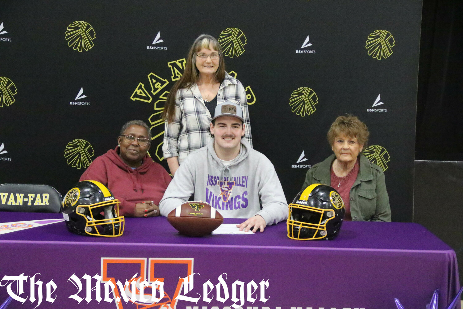 PHOTO GALLERY: Fischer signs with Missouri Valley College football ...