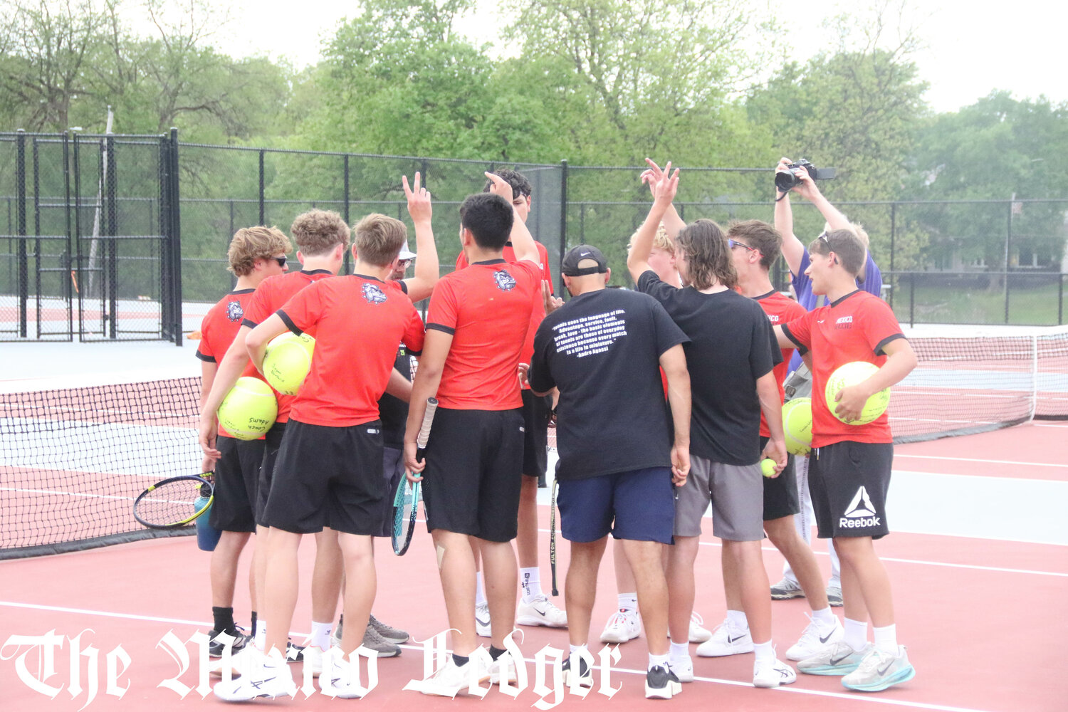 PHOTO GALLERY: Mexico boys beat district foe on Senior Night - The ...