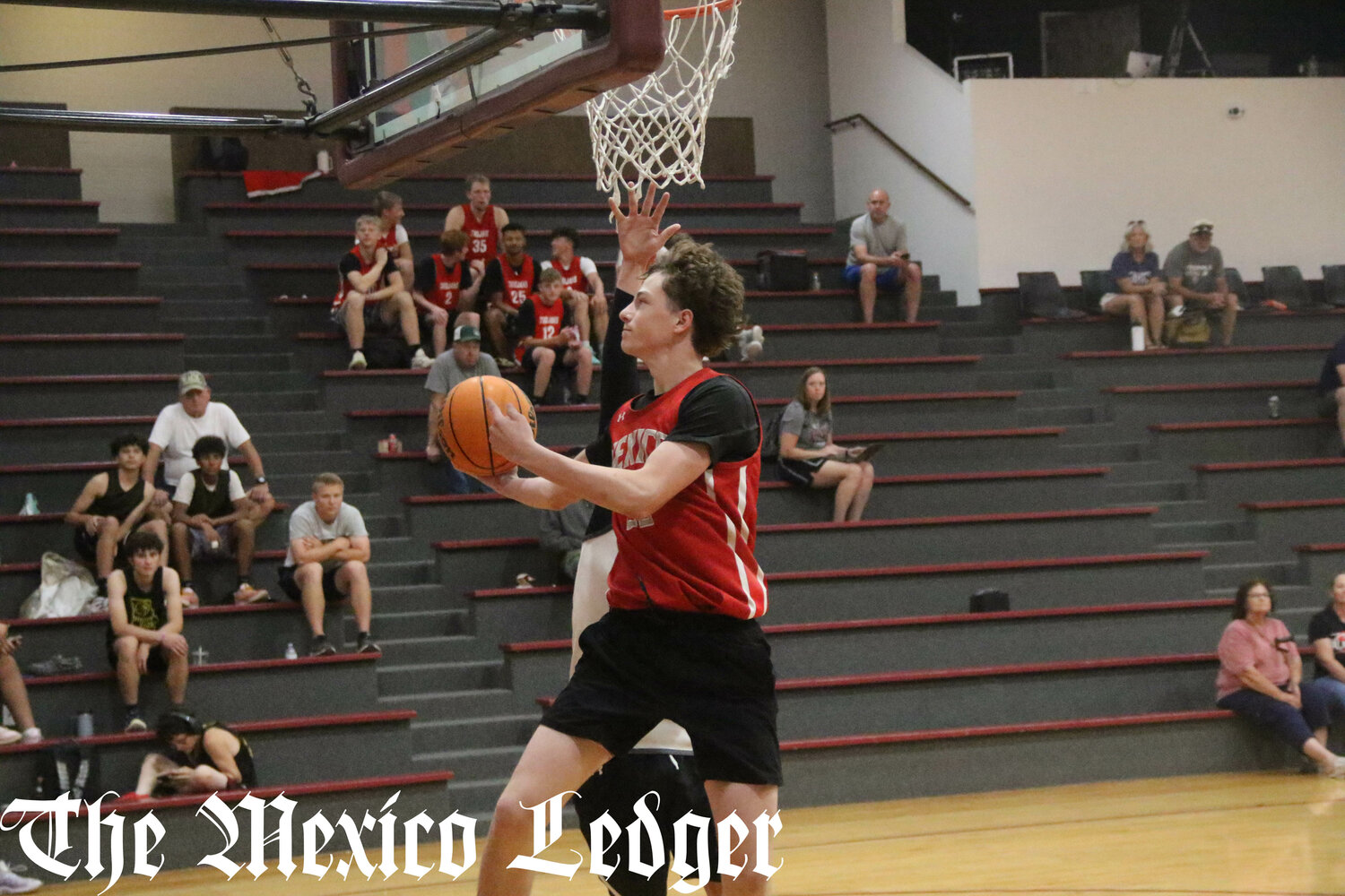 PHOTO GALLERY: Bulldogs win games in Moberly - The Mexico Ledger