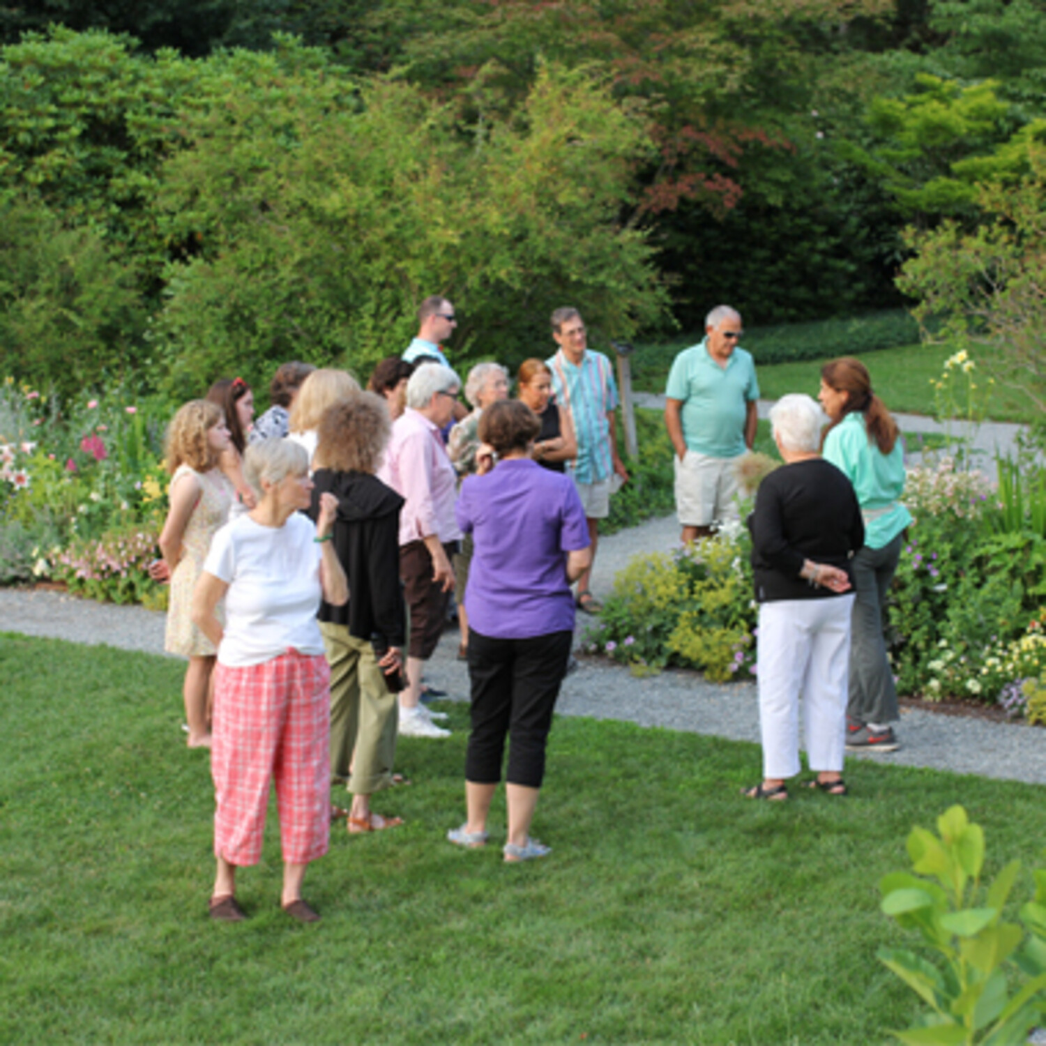 Weekend Guided Strolls | Hey Rhody Media Co.