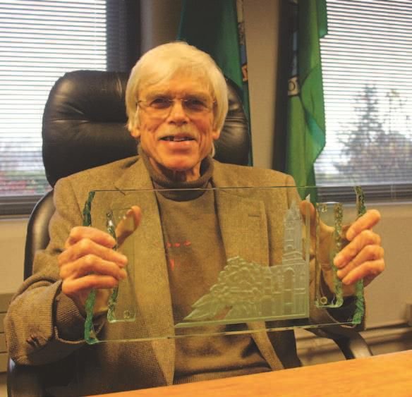 Hometown commissioner caps career | Port Townsend Leader