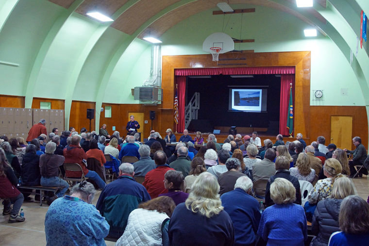 Brinnon resort hearing packs school gym, draws 50/50 split in opinions ...