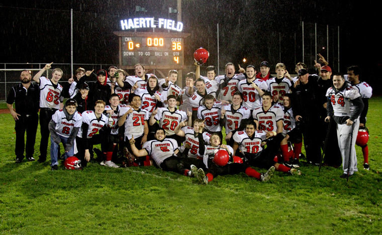 Undefeated Redhawks clinch title; first unbeaten squad in 44 years ...