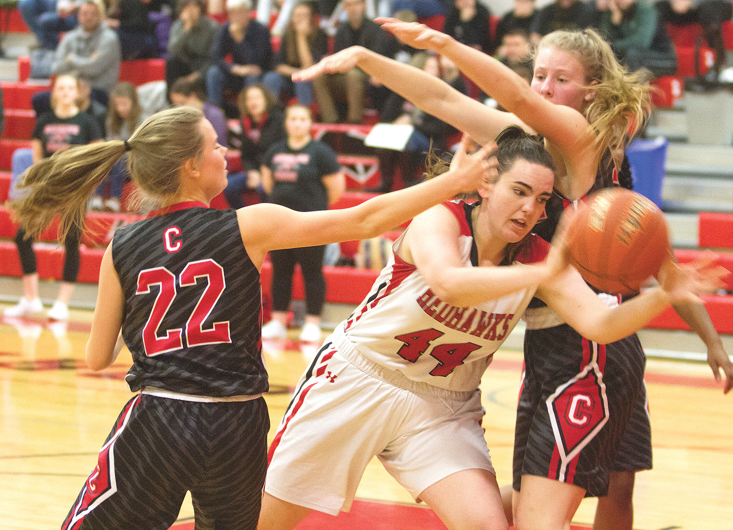 PT girls refocusing with smaller numbers | Port Townsend Leader