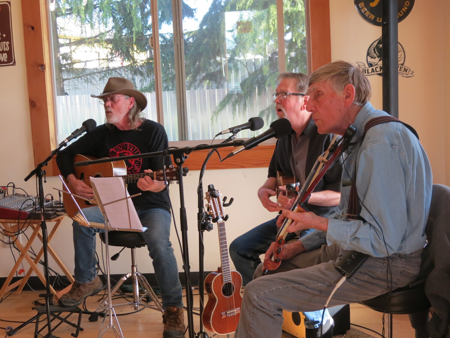 Eagle Mountain String Band @ The Keg and I | Port Townsend Leader