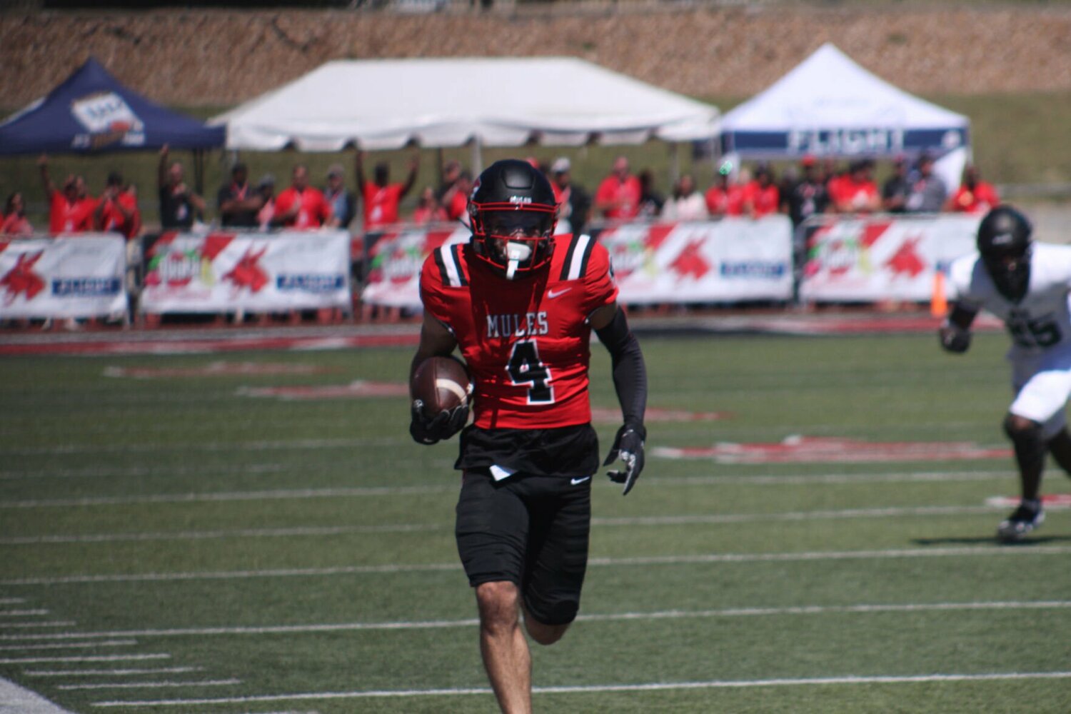 No. 2 Central Missouri offense finding way with new receivers | Star ...