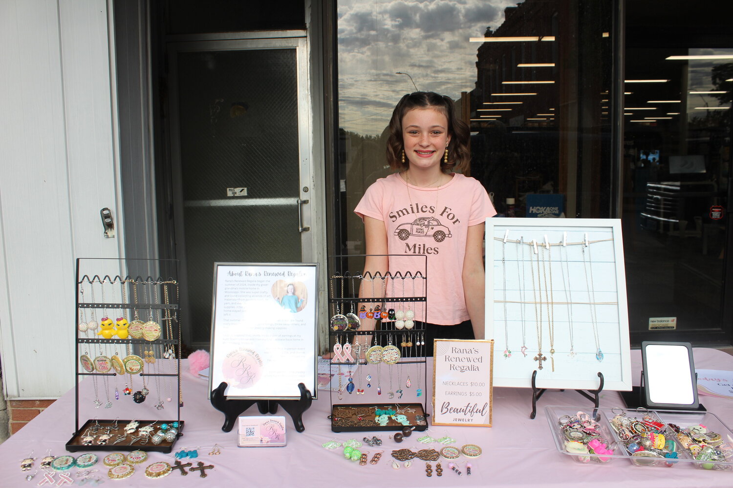 Artists take downtown for second Third Wednesday Art Walk | Star-Journal