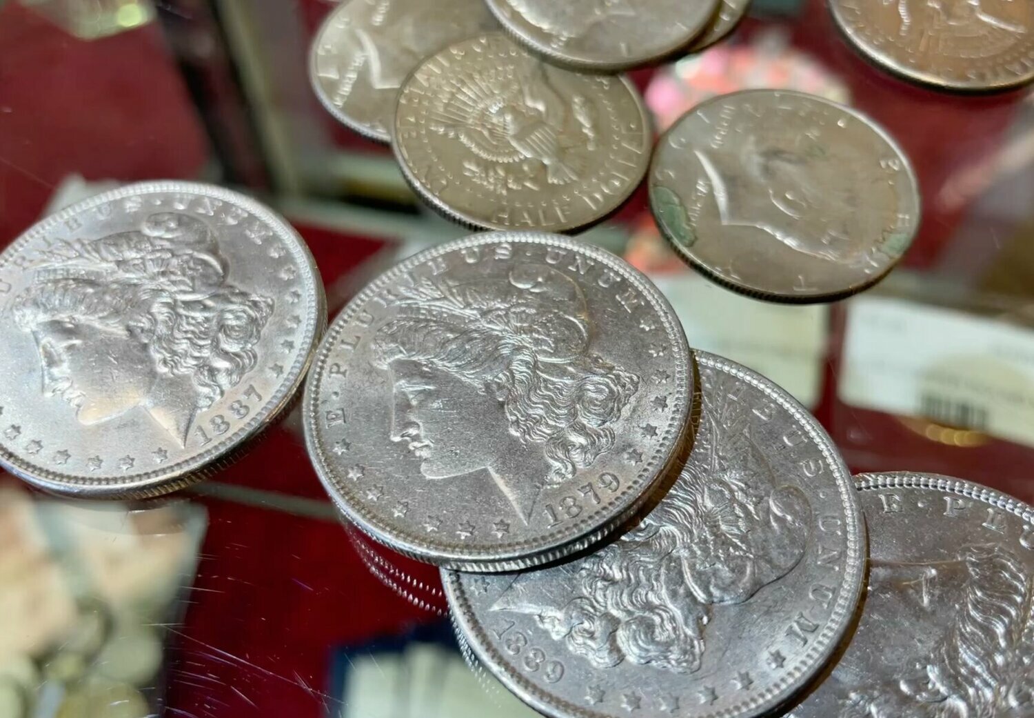 Gold, silver flying off pawn shop shelves as prices hit record levels ...