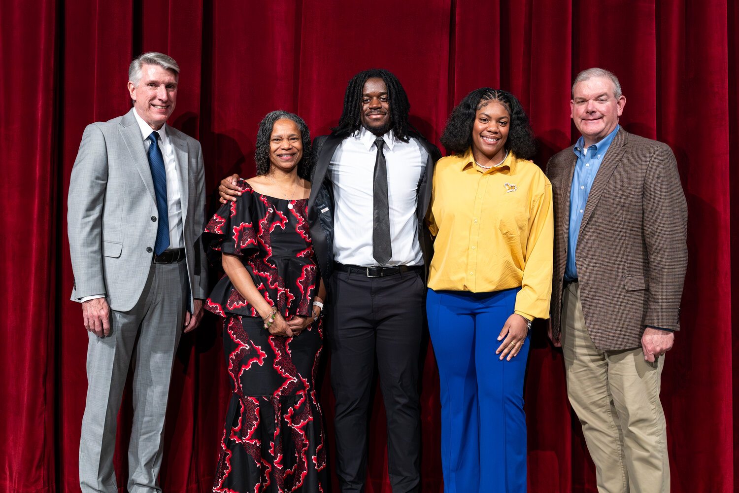 MLK Freedom Scholarship Banquet showcases power of art, education ...