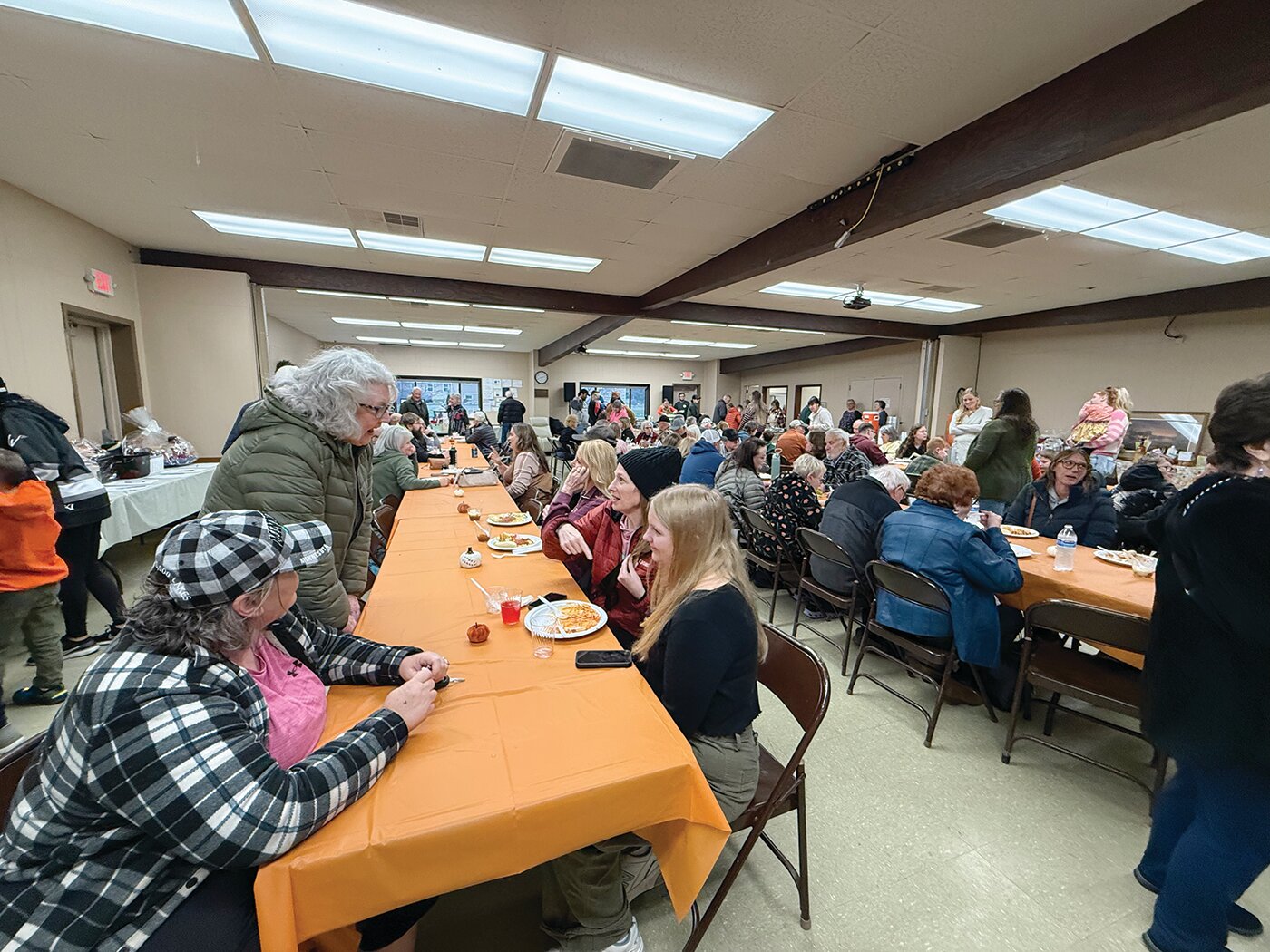 Community turns out to support former ambulance supervisor - The Timberjay