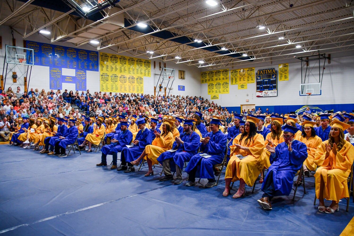 Fatima alumni Levi Maxwell advises class of 2025 to pursue happiness ...