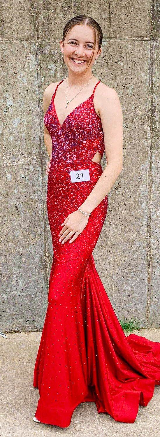 Belle Fair Queen Nevaeh Kinsey competes in Missouri State Fair | Maries ...